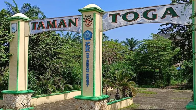 Pemagaran WC Taman Toga & Hilangnya Tulisan Pasal 551 KUHP: Publik ...